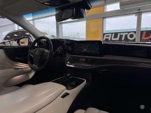 Grey Lexus LS 500h 2021 in Vilnius, with an engine capacity of 3.50 L and mileage of 115 thousand km for 59989 €, photo 18 on AUTOMOTO.COM.LV