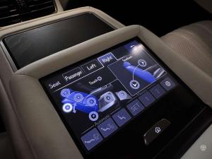 Grey Lexus LS 500h 2021 in Vilnius, with an engine capacity of 3.50 L and mileage of 115 thousand km for 59989 €, photo 28 on AUTOMOTO.COM.LV