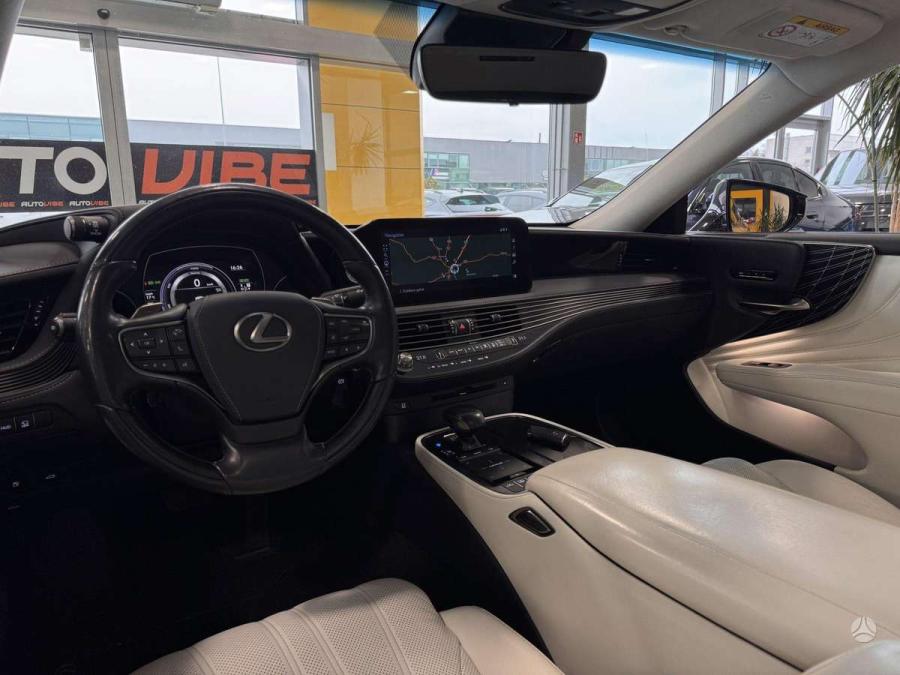 Серый Лексус LS 500h 2021 в Вильнюс, объемом двигателя 3.50 л и пробегом 115 тыс. км за 59989 €, фото 8 на AUTOMOTO.COM.LV