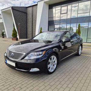 Черный Лексус LS 600h 2008 в Вильнюс, объемом двигателя 4.97 л и пробегом 228 тыс. км за 14900 €, фото  на AUTOMOTO.COM.LV