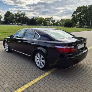 Черный Лексус LS 600h 2008 в Вильнюс, объемом двигателя 4.97 л и пробегом 228 тыс. км за 14900 €, фото 4 на AUTOMOTO.COM.LV