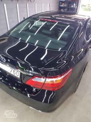 Black Lexus LS 600h 2012 in Siauliai, with an engine capacity of 5.00 L and mileage of 86 thousand km for 14999 €, photo 4 on AUTOMOTO.COM.LV