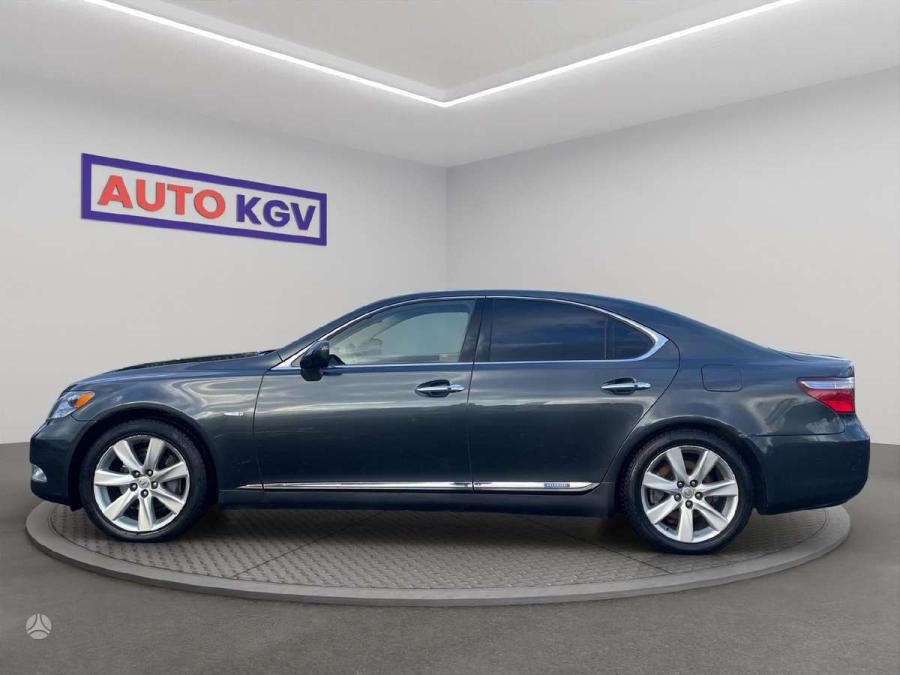 Blue Lexus LS 600h 2007 in Vilnius, with an engine capacity of 5.00 L and mileage of 332 thousand km for 6999 €, photo 2 on AUTOMOTO.COM.LV