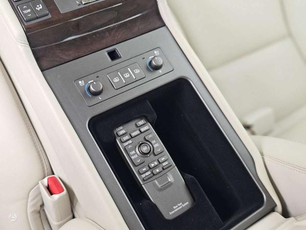 Zils Lexus LS 600h 2008 Tauragė, ar dzinēja tilpumu 4.97 L un nobraukumu 270 tūkst. km par 8800 €, foto 11 vietnē AUTOMOTO.COM.LV