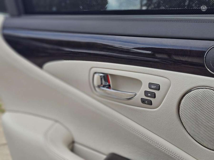 Zils Lexus LS 600h 2008 Tauragė, ar dzinēja tilpumu 4.97 L un nobraukumu 270 tūkst. km par 8800 €, foto 13 vietnē AUTOMOTO.COM.LV