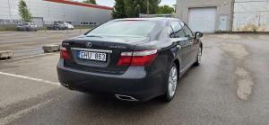 Серый Лексус LS 600h 2008 в Паневежис, объемом двигателя 4.97 л и пробегом 211 тыс. км за 9900 €, фото 6 на AUTOMOTO.COM.LV
