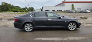 Серый Лексус LS 600h 2008 в Паневежис, объемом двигателя 4.97 л и пробегом 211 тыс. км за 9900 €, фото 7 на AUTOMOTO.COM.LV