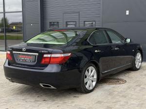 Lexus LS 600h 2008 in Vilnius, with an engine capacity of 4.97 L and mileage of 220 thousand km for 16777 €, photo 5 on AUTOMOTO.COM.LV