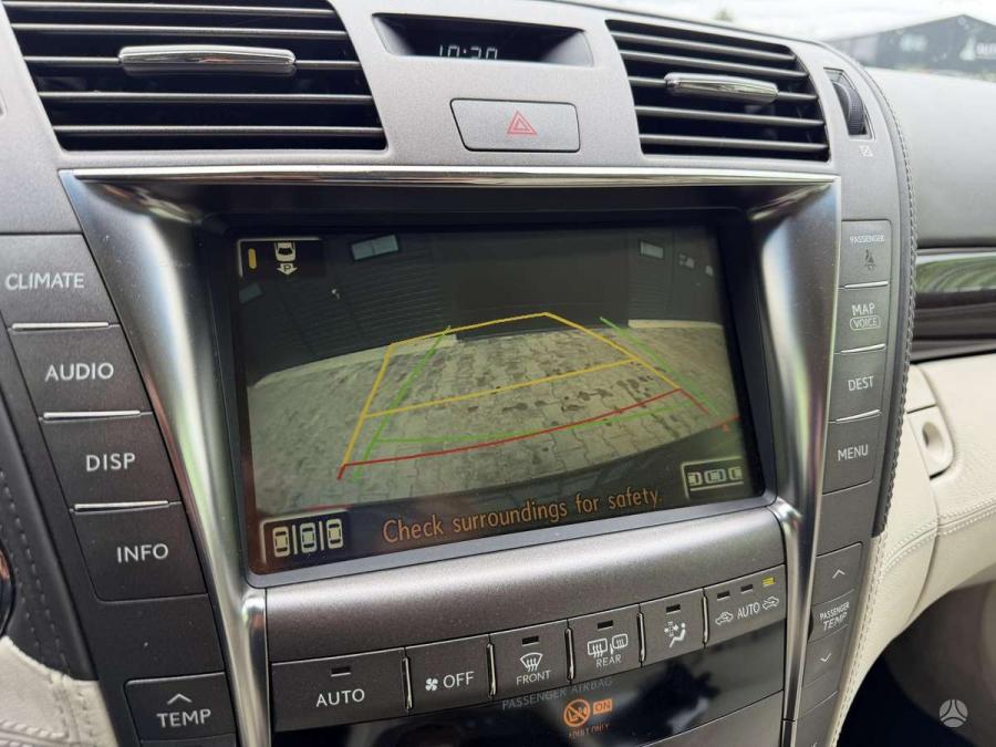 Lexus LS 600h 2008 in Vilnius, with an engine capacity of 4.97 L and mileage of 220 thousand km for 16777 €, photo 12 on AUTOMOTO.COM.LV