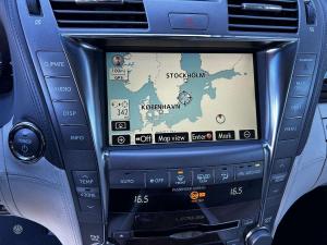 Lexus LS 600h 2008 in Vilnius, with an engine capacity of 4.97 L and mileage of 220 thousand km for 16777 €, photo 27 on AUTOMOTO.COM.LV