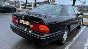 Black Lexus LS 1998 in Riga, with an engine capacity of 4.00 L and mileage of 0 thousand km for 4000 €, photo 4 on AUTOMOTO.COM.LV