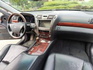 Black Lexus LS 2008 in Riga, with an engine capacity of 4.60 L and mileage of 0 thousand km for 8000 €, photo 10 on AUTOMOTO.COM.LV
