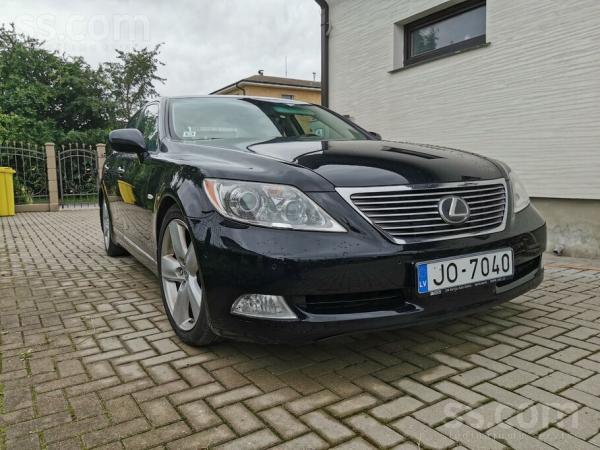 Melns Lexus LS 2011 Rīga, ar dzinēja tilpumu 4.60 L un nobraukumu 206 tūkst. km par 13500 €, foto 4 vietnē AUTOMOTO.COM.LV