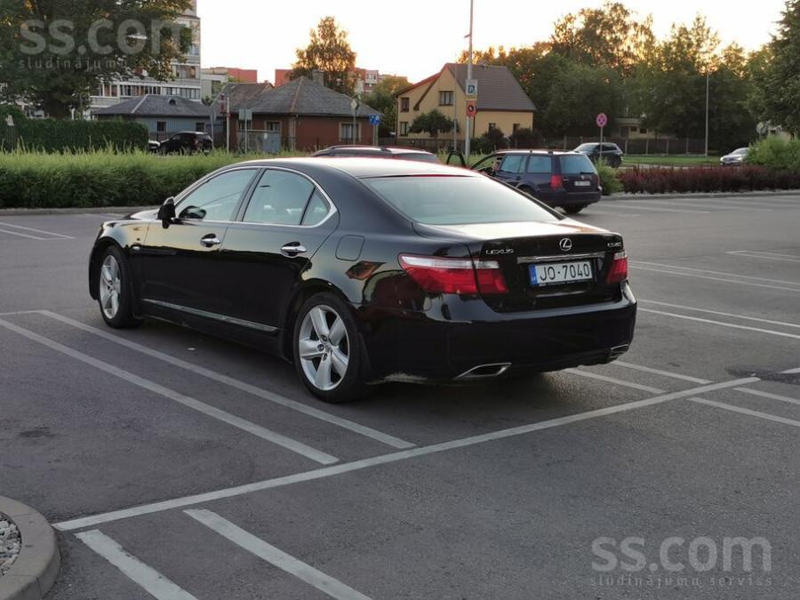 Melns Lexus LS 2011 Rīga, ar dzinēja tilpumu 4.60 L un nobraukumu 206 tūkst. km par 13500 €, foto 6 vietnē AUTOMOTO.COM.LV