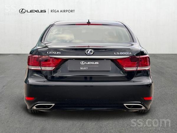 Black Lexus LS 2013 in Riga, with an engine capacity of 5.00 L and mileage of 191 thousand km for 23000 €, photo 4 on AUTOMOTO.COM.LV