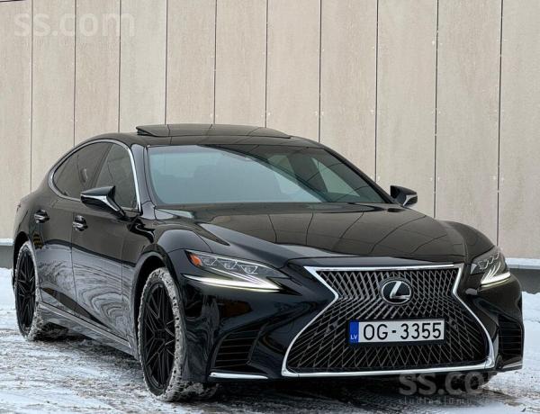 Black Lexus LS 2018 in Riga, with an engine capacity of 3.50 L and mileage of 92 thousand km for 35000 €, photo 5 on AUTOMOTO.COM.LV