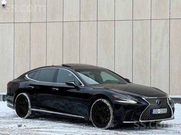 Black Lexus LS 2018 in Riga, with an engine capacity of 3.50 L and mileage of 92 thousand km for 35000 €, photo 6 on AUTOMOTO.COM.LV