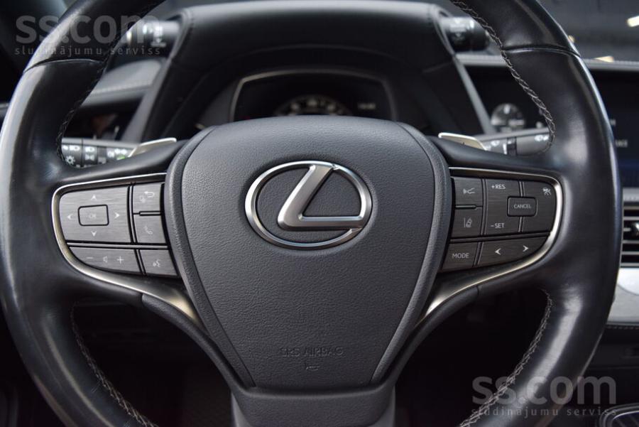 Melns Lexus LS 2018 Rīga, ar dzinēja tilpumu 3.50 L un nobraukumu 94 tūkst. km par 33900 €, foto 10 vietnē AUTOMOTO.COM.LV