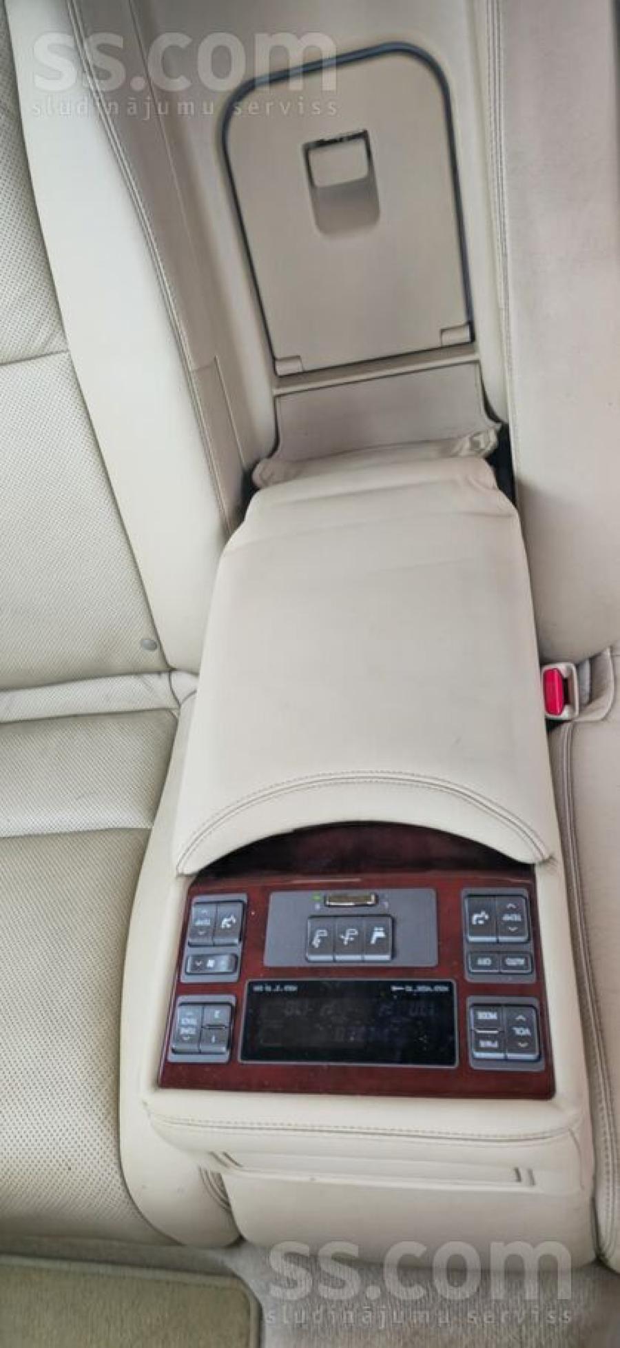 Zils Lexus LS 2007 Rīga, ar dzinēja tilpumu 5.00 L un nobraukumu 259 tūkst. km par 5800 €, foto 6 vietnē AUTOMOTO.COM.LV