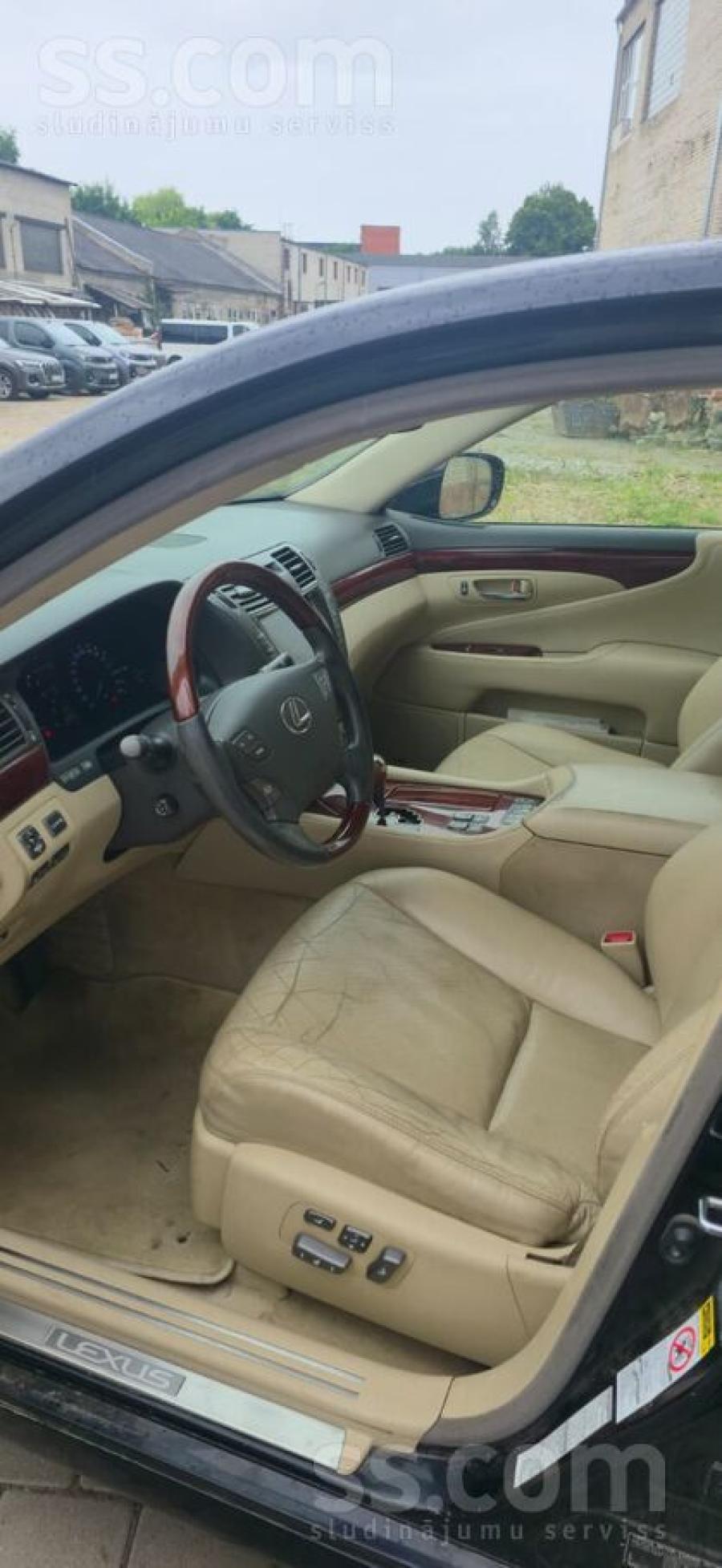 Zils Lexus LS 2007 Rīga, ar dzinēja tilpumu 5.00 L un nobraukumu 259 tūkst. km par 5800 €, foto 9 vietnē AUTOMOTO.COM.LV