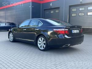 Синий Лексус ЛС 2007 в Рига, объемом двигателя 4.60 л и пробегом 258 тыс. км за 9800 €, фото 5 на AUTOMOTO.COM.LV