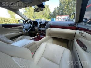 Синий Лексус ЛС 2007 в Рига, объемом двигателя 4.60 л и пробегом 258 тыс. км за 9800 €, фото 14 на AUTOMOTO.COM.LV