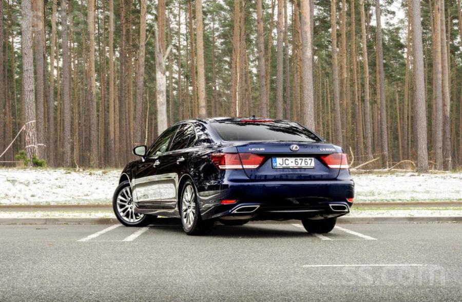 Zils Lexus LS 2013 Rīga, ar dzinēja tilpumu 5.00 L un nobraukumu 287 tūkst. km par 23590 €, foto 8 vietnē AUTOMOTO.COM.LV