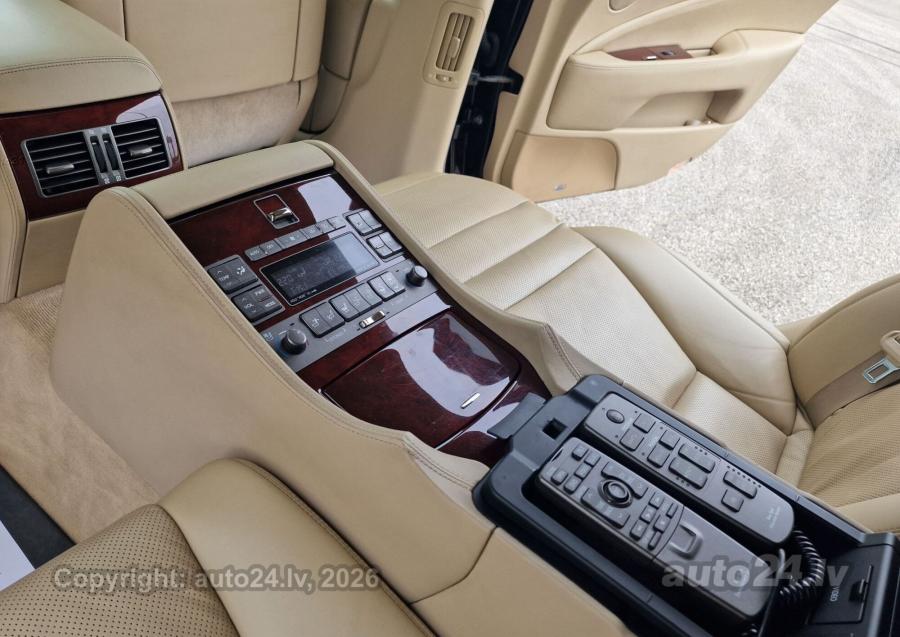 Brūns Lexus LS 2007 Valga, ar dzinēja tilpumu 5.00 L un nobraukumu 255 tūkst. km par 15900 €, foto 15 vietnē AUTOMOTO.COM.LV
