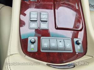 Brūns Lexus LS 2007 Valga, ar dzinēja tilpumu 5.00 L un nobraukumu 255 tūkst. km par 15900 €, foto 22 vietnē AUTOMOTO.COM.LV