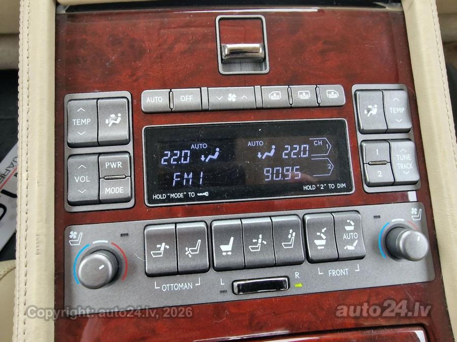 Brūns Lexus LS 2007 Valga, ar dzinēja tilpumu 5.00 L un nobraukumu 255 tūkst. km par 15900 €, foto 25 vietnē AUTOMOTO.COM.LV