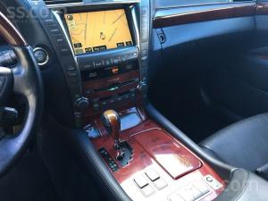 Brown Lexus LS 2007 in Riga, with an engine capacity of 4.60 L and mileage of 162 thousand km for 7350 €, photo 6 on AUTOMOTO.COM.LV