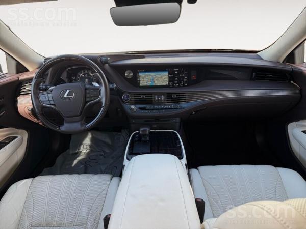 Lexus LS 2018 Rīga vietnē Brūns Lexus LS 2018 Rīga, ar dzinēja tilpumu 3.50 L un nobraukumu 106 tūkst. km par 47400 €, foto 9 vietnē AUTOMOTO.COM.LV