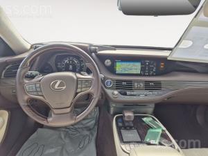 Brūns Lexus LS 2018 Rīga, ar dzinēja tilpumu 3.50 L un nobraukumu 106 tūkst. km par 47400 €, foto 10 vietnē AUTOMOTO.COM.LV