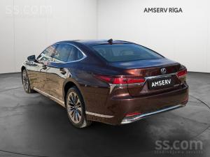 Brūns Lexus LS 2018 Rīga, ar dzinēja tilpumu 3.50 L un nobraukumu 106 tūkst. km par 47400 €, foto 18 vietnē AUTOMOTO.COM.LV