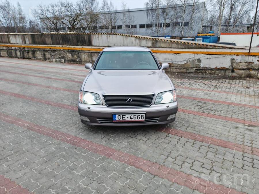 Pelēks Lexus LS 1998 Rīga, ar dzinēja tilpumu 4.00 L un nobraukumu 350 tūkst. km par 9480 €, foto 3 vietnē AUTOMOTO.COM.LV