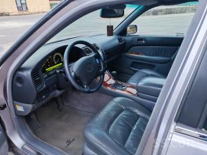 Pelēks Lexus LS 1998 Rīga, ar dzinēja tilpumu 4.00 L un nobraukumu 350 tūkst. km par 9480 €, foto 7 vietnē AUTOMOTO.COM.LV