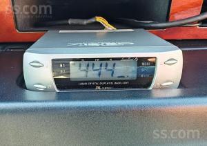 Pelēks Lexus LS 1998 Rīga, ar dzinēja tilpumu 4.00 L un nobraukumu 350 tūkst. km par 9480 €, foto 10 vietnē AUTOMOTO.COM.LV