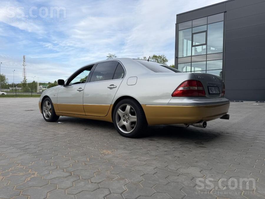 Grey Lexus LS 2001 in Riga, with an engine capacity of 4.30 L and mileage of 263 thousand km for 11500 €, photo 5 on AUTOMOTO.COM.LV