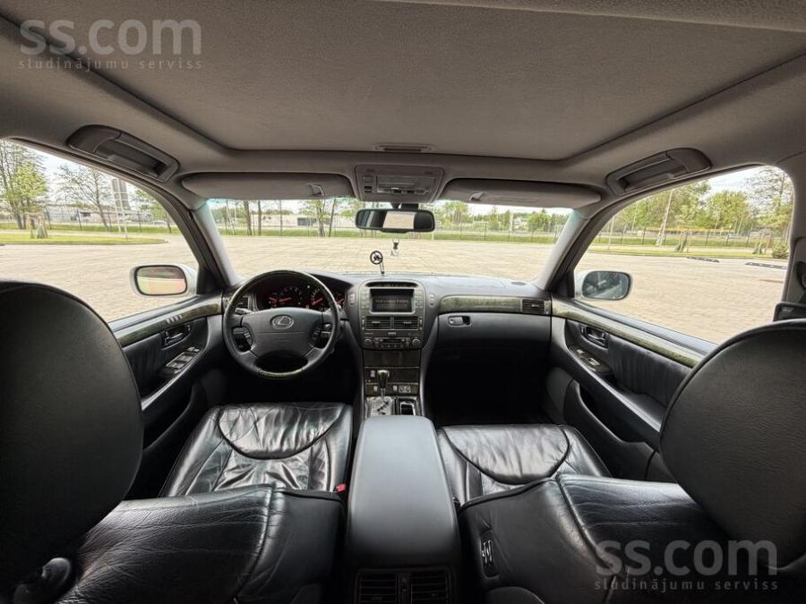 Grey Lexus LS 2001 in Riga, with an engine capacity of 4.30 L and mileage of 263 thousand km for 11500 €, photo 18 on AUTOMOTO.COM.LV