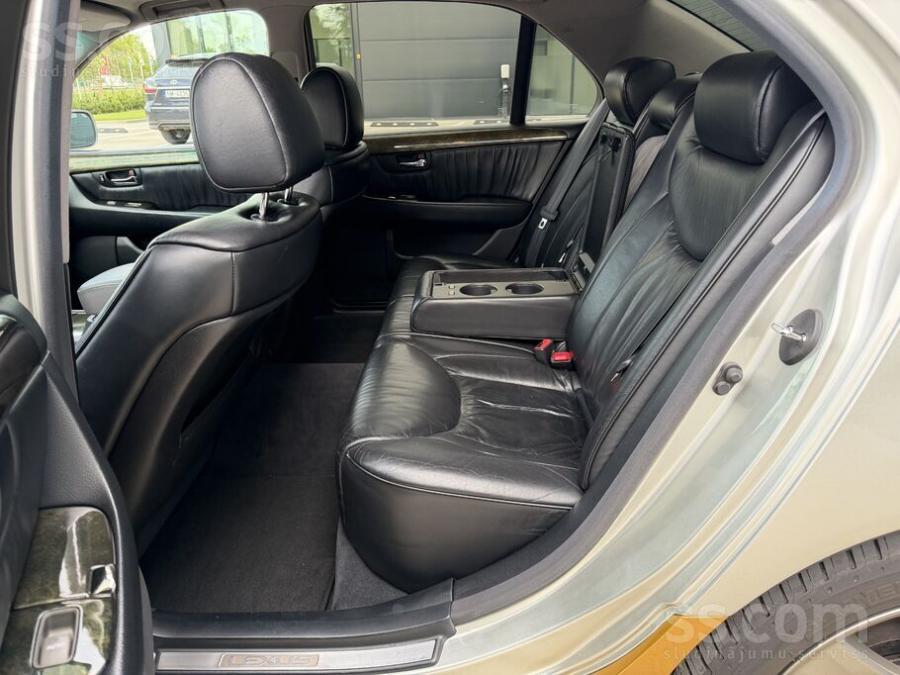Grey Lexus LS 2001 in Riga, with an engine capacity of 4.30 L and mileage of 263 thousand km for 11500 €, photo 22 on AUTOMOTO.COM.LV