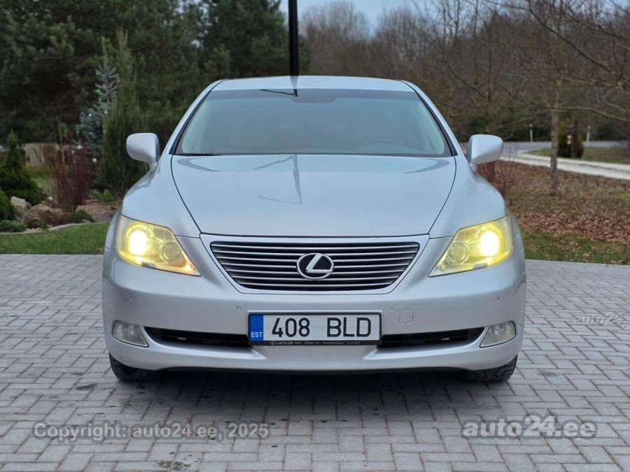 Pelēks Lexus LS 2007 Tartu, ar dzinēja tilpumu 4.60 L un nobraukumu 250 tūkst. km par 5500 €, foto 2 vietnē AUTOMOTO.COM.LV