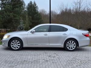 Pelēks Lexus LS 2007 Tartu, ar dzinēja tilpumu 4.60 L un nobraukumu 250 tūkst. km par 5500 €, foto 7 vietnē AUTOMOTO.COM.LV
