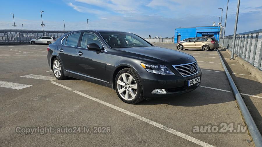 Pelēks Lexus LS 2007 Tallina, ar dzinēja tilpumu 5.00 L un nobraukumu 272 tūkst. km par 15999 €, foto 1 vietnē AUTOMOTO.COM.LV