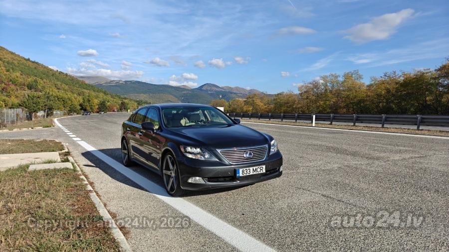 Pelēks Lexus LS 2007 Tallina, ar dzinēja tilpumu 5.00 L un nobraukumu 272 tūkst. km par 15999 €, foto 5 vietnē AUTOMOTO.COM.LV