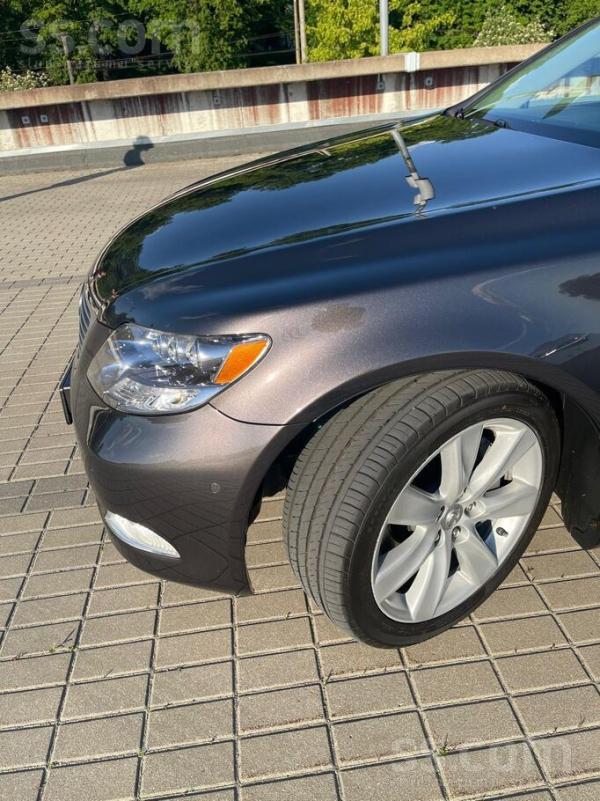 Pelēks Lexus LS 2007 Rīga, ar dzinēja tilpumu 5.00 L un nobraukumu 216 tūkst. km par 15400 €, foto 4 vietnē AUTOMOTO.COM.LV