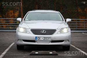 Grey Lexus LS 2007 in Riga, with an engine capacity of 4.60 L and mileage of 269 thousand km for 8990 €, photo 4 on AUTOMOTO.COM.LV
