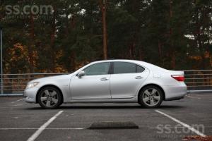 Grey Lexus LS 2007 in Riga, with an engine capacity of 4.60 L and mileage of 269 thousand km for 8990 €, photo 8 on AUTOMOTO.COM.LV