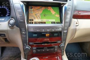 Grey Lexus LS 2007 in Riga, with an engine capacity of 4.60 L and mileage of 269 thousand km for 8990 €, photo 22 on AUTOMOTO.COM.LV