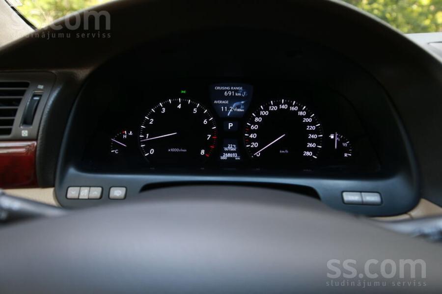 Grey Lexus LS 2007 in Riga, with an engine capacity of 4.60 L and mileage of 269 thousand km for 8990 €, photo 25 on AUTOMOTO.COM.LV