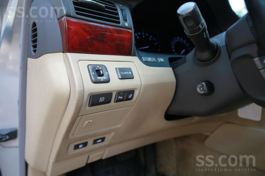 Grey Lexus LS 2007 in Riga, with an engine capacity of 4.60 L and mileage of 269 thousand km for 8990 €, photo 26 on AUTOMOTO.COM.LV